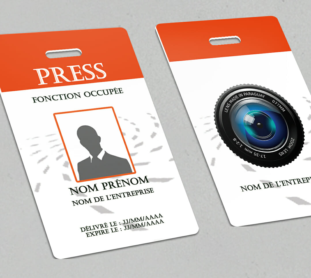 Badge personnalisé perforé avec cordon badge Pretium rouge